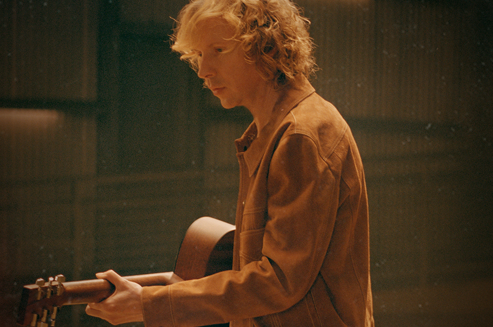 10 Songs We Wanna Hear Beck Perform Unplugged | theMusic.com.au ...