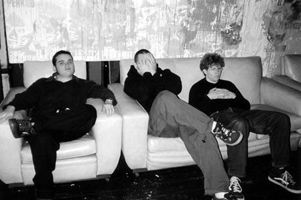 Sounds Like Sunset: Hit And Dis. | theMusic.com.au | Australian music ...